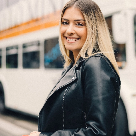 Menschen bei der Migros Bank - Migros Bank